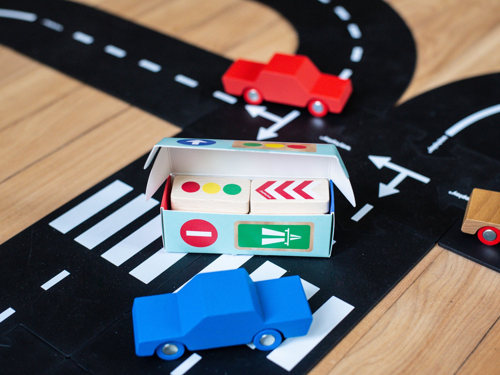 Traffic Signs - Roadblocks by Waytoplay Toys