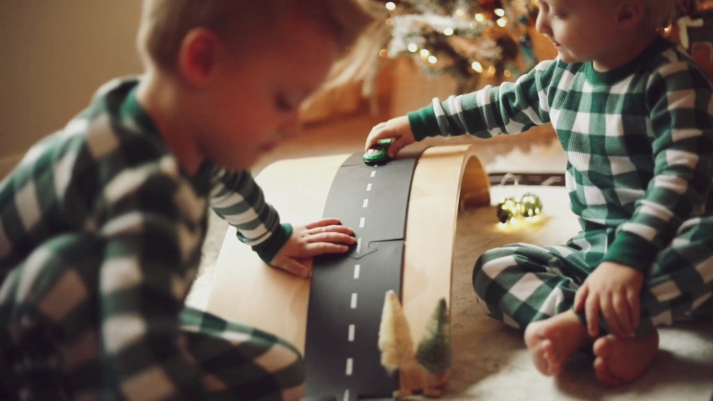 Waytoplay - The Original Flexible Toy Road - Official Website